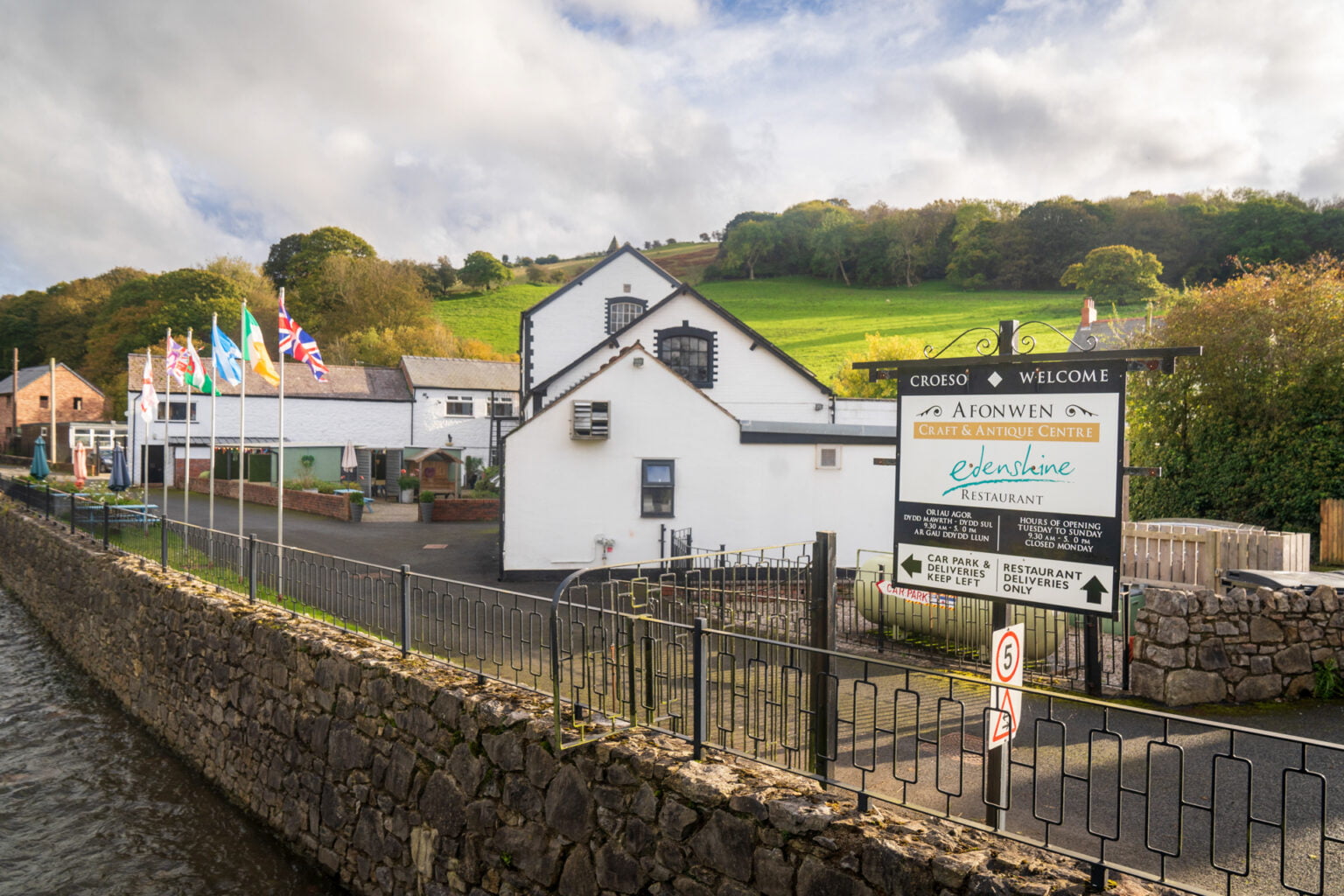 23.9kW Solar PV installation, Afonwen Craft & Antique Centre
